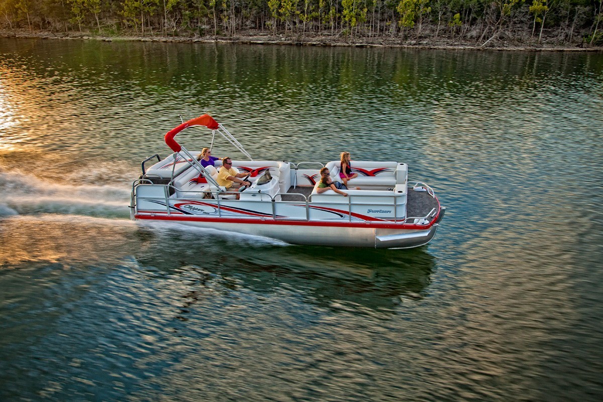 2000 Clipper 20' Pontoon Boat - PlayCraft Boats